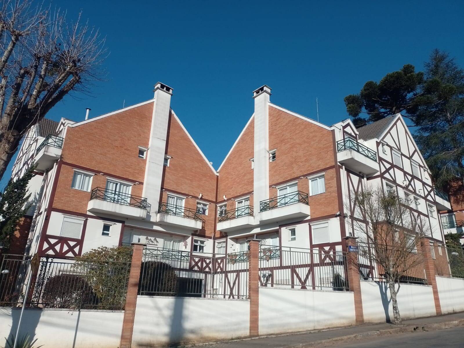 Apartamento com ótima posição do sol - 247